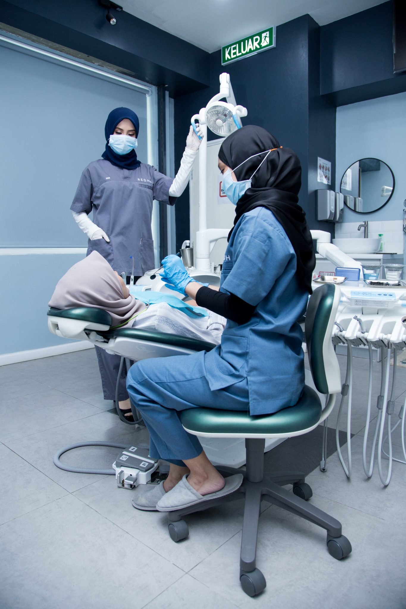 About us | Klinik Pergigian Redha